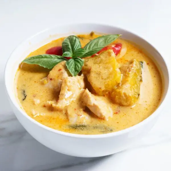 Yellow Curry (Vegetable) - Miles Catering